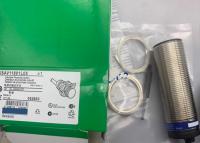 China XSAV11801L05 Schneider Industrial Servo Motor 0.705 Lb (319.78g) 100W 2.3 KHz for sale
