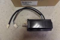China Industrial Servo Motor Yaskawa 200V Ac Servo Motor SGM-04U314-Y1  2.6A New in box for sale