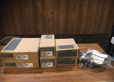 China Mitsubishi 100W Industrial AC Servo Drive MR-J3-10T with 3 phase motor HF-KP13 New Set for sale