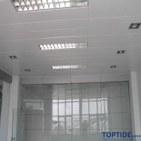 China CE Certified 1.2mm 300x1200 Decorative Drop Ceiling Metal Grid Interior for sale