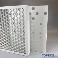 China Commercial Metal Wire Drop Ceiling Tiles 2 x 4 Building Aluminium Hook on Hexagon Mesh Ceiling Board for sale