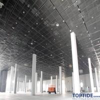 China RAL 9016 Traffic White Hexagon Wire Mesh Aluminium Wall and Ceiling Panels for Indoor Cladding Board for sale