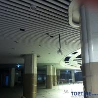 China Coloured Decorative Suspended Linear Ceiling Tiles Curved Custom Made Aluminium Profile Round Pipe for sale