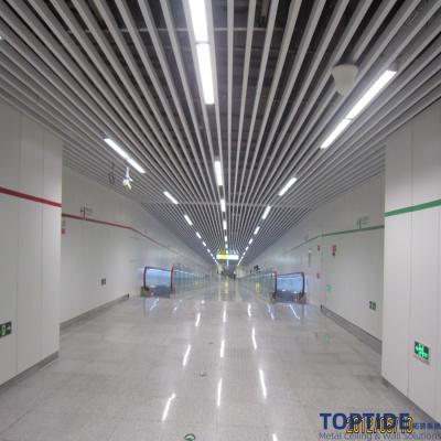 China 1.2mm Roll Form White U Shape Baffle Ceiling Buidling Decorational Metal Suspended Wall Ceiling Strip for sale