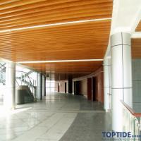 China Suspended SONCAP 150mm Metal Baffle Ceiling For Building Decoration for sale