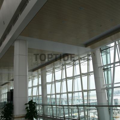 China Hook on Aluminum Suspended Windproof Ceiling With Timber Look Finish for sale