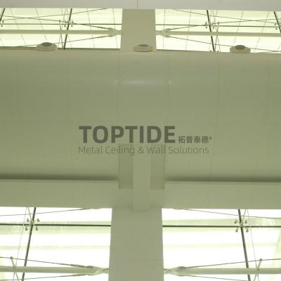 China Custom Made Exterior Suspended Aluminium Windproof Ceiling Metal Curved Washable Ceiling Tiles for sale