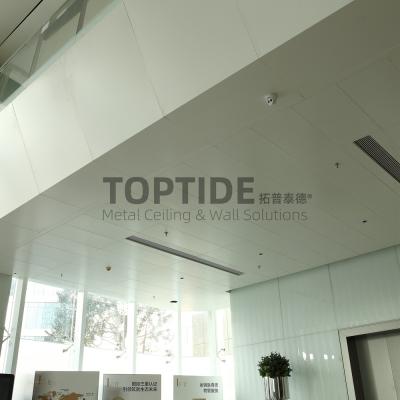 China 0.6mm RAL9016 White Sandwich Metal Decorative Ceiling Tiles Weather Resistance for sale