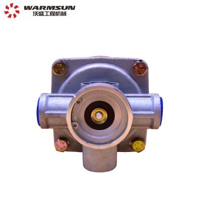 China Alloy Steel Relay Valve KL35AS1-18010 For Truck Crane for sale