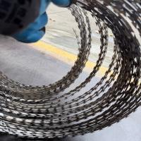 China High Tensile Steel BTO-30 Concertina Barbed Wire Galvanized Blade Coil For Factory Fencing for sale