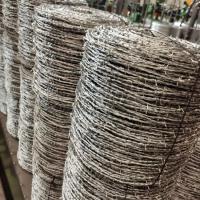 China 316 Stainless Steel Barbed Wire Double Strand 12 X 12 BWG Marine Grade Coastal Fence 500m Roll for sale