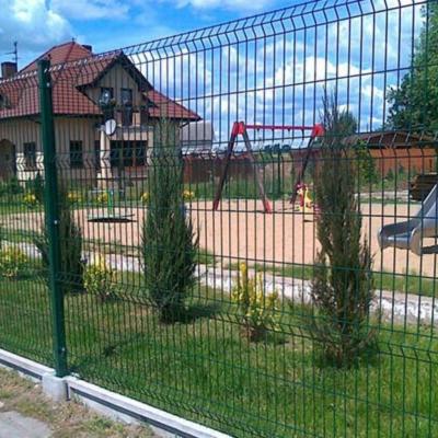 China Easy Installation 3D Welded Garden Fence Low Maintenance Residential Yard Fencing for sale