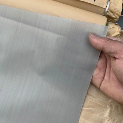 China Marine-grade 316 stainless steel filter mesh offers seawater corrosion resistance and is suitable for filtration applications in the marine and shipbuilding sectors for sale