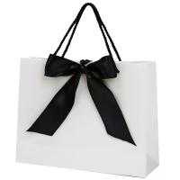 China Luxury Christmas Cosmetics Jewellery Paper Bag Shopping Tote Bag Art Paper for sale