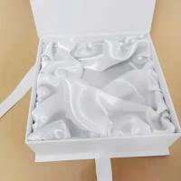 China Luxury Fancy Packaging Box Magnetic Cardboard Shipping Box With Ribbon for sale