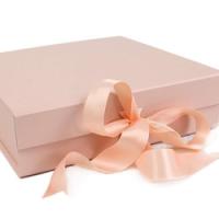 China Luxury Fancy Packaging Box Magnetic Cardboard Shipping Box With Ribbon for sale