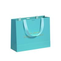 China Food Grade Paper Kraft Christmas Gift Bags 230gsm 250gsm Ribbon Handle for sale