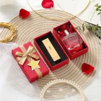 China Long lasting and Sturdy Christmas and Valentine's Day Gift Fancy Packaging Box with Glossy or Matte Lamination for sale