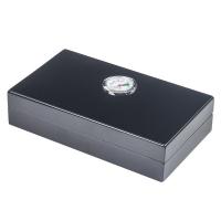 China Rectangular Humidity Control Varnish Cigar Packaging Rigid Boxes With Customization Available for sale