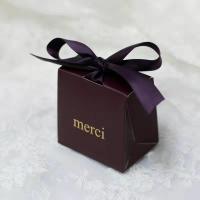 China Customizable Candy Chocolate Wedding Food Packaging Box Eco Friendly With Ribbon Bow for sale
