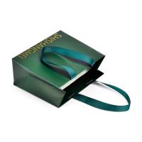 China Custom Printed Gift Bags CMYK Surface Printing for a Professional and Personalized Look for sale