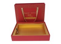 China Red Corrugated Packaging Box , Gift Box With Ribbon Handle 40x33x11cm for sale