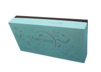 China Luxprinters Cardboard Packaging Box 40x33x11cm With Gold Stamping for sale