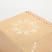China Cardboard Florist Rose Boxes with Hot Foil Stamping Finishing for sale