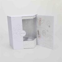 China Foldable Sturdy Gift Boxes With Lids Magnetic Closure Embossing Debossing for sale