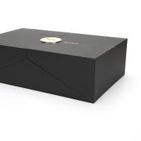 China UV coating Black Gift Boxes With Lids Art paper / Ivory board Material for sale