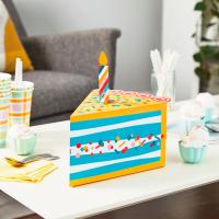 China Piece Of Cake Fun Zip Gift Box , Cake Presentation Box Wedge shaped for sale