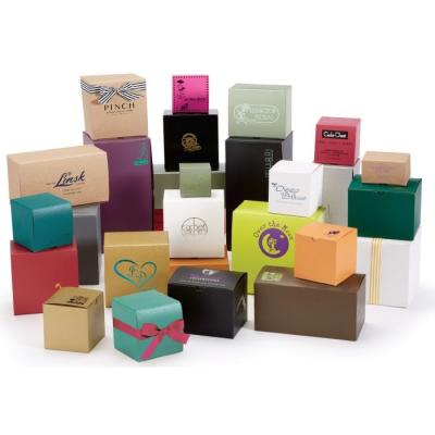 China Rigid Gloss Gift Boxes Hot Foil Stamping For Apparel for sale