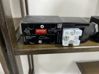 China DG4V-3-2BL-M-U-H7-60-EN210 Solenoid Valve 6,000kg Gross Weight for 6046159-001 for sale