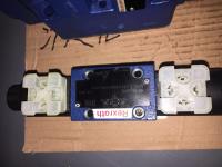 China Double Seater Carbon Steel Hydraulic Directional Control Valve R900574017 350 Bar for sale