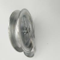 China Nickel Plated Surface Clothesline Pulley Zinc Diecast Metal Pulley for sale