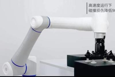 China Cooperative Robotic Arm Plc Controlled Robotic Arm Handling Systems Fill Conveyor Belt 900mm for sale