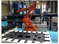 China Fiber Laser Welding Robot System ABB Kuka Fanuc 6 Axis Robot Arm   Depth 0.04-6mm for sale