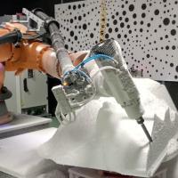 China Precise Kuka Robot Arm With 7 Axis And 0.3 Mm Positioning Accuracy for sale