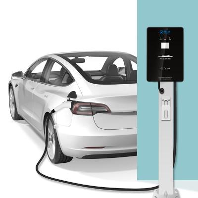 China Level 2 AC Electric Car Wall Charger 7kw 32a With OLCD Screen for sale