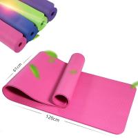 China NBR Eco Friendly Non Slip Yoga Mat 120x61x1cm Custom Logo Anti Tear for sale