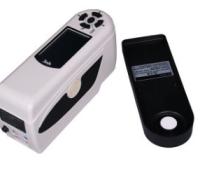 China Portable 4mm 8mm Silk Colorimeter Precision Spectrophotometer NH310 Auto Calibration for sale