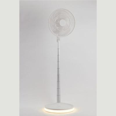 China 4 Speed Wind Speed USB Rechargeable Fan Height Adjustable Portable Oscillating Fan for sale