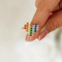China Wedding Engagement Ring in 18K Gold with Cute Heart Shape Design and Rainbow for sale