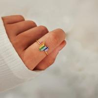 China Wedding Engagement Ring in 18K Gold with Cute Heart Shape Design and Rainbow for sale