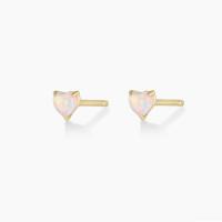China Prong Setting Opal Heart Stud Earrings 925 Sterling Silver Dainty 18K Gold Plated for sale