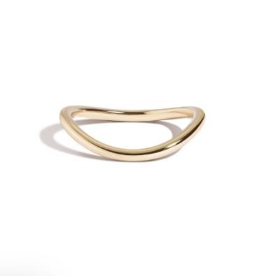 China Elegant 18K Gold Plated Wedding Nova Band Stainless Steel Rings for Girls for sale
