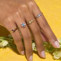 China Fashion Gold Plated 925 Sterling Silver Daisy CZ Ring Women's Elegance Accessory for sale