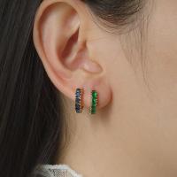China 925 Sterling Silver Princess Green CZ Diamond Earrings for Women's Contemporary Look for sale