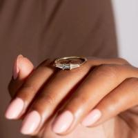 China Fine Jewelry Three Stone Diamond Rings Customized for Women in 14K 18K Gold Plated for sale