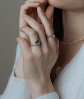 China Fashion Unisex Rolling Rings Domed Diamond Band Wide Gold Plated Sterling Silver Rings for sale
